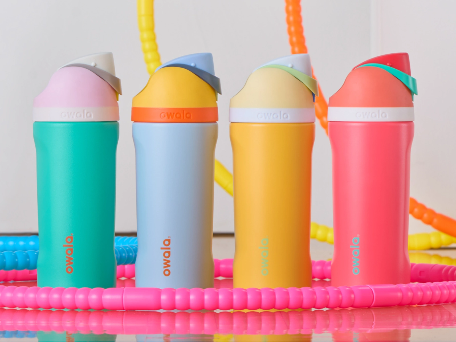 Owala Buying Guide: Vibrant, Innovative Water Bottles
