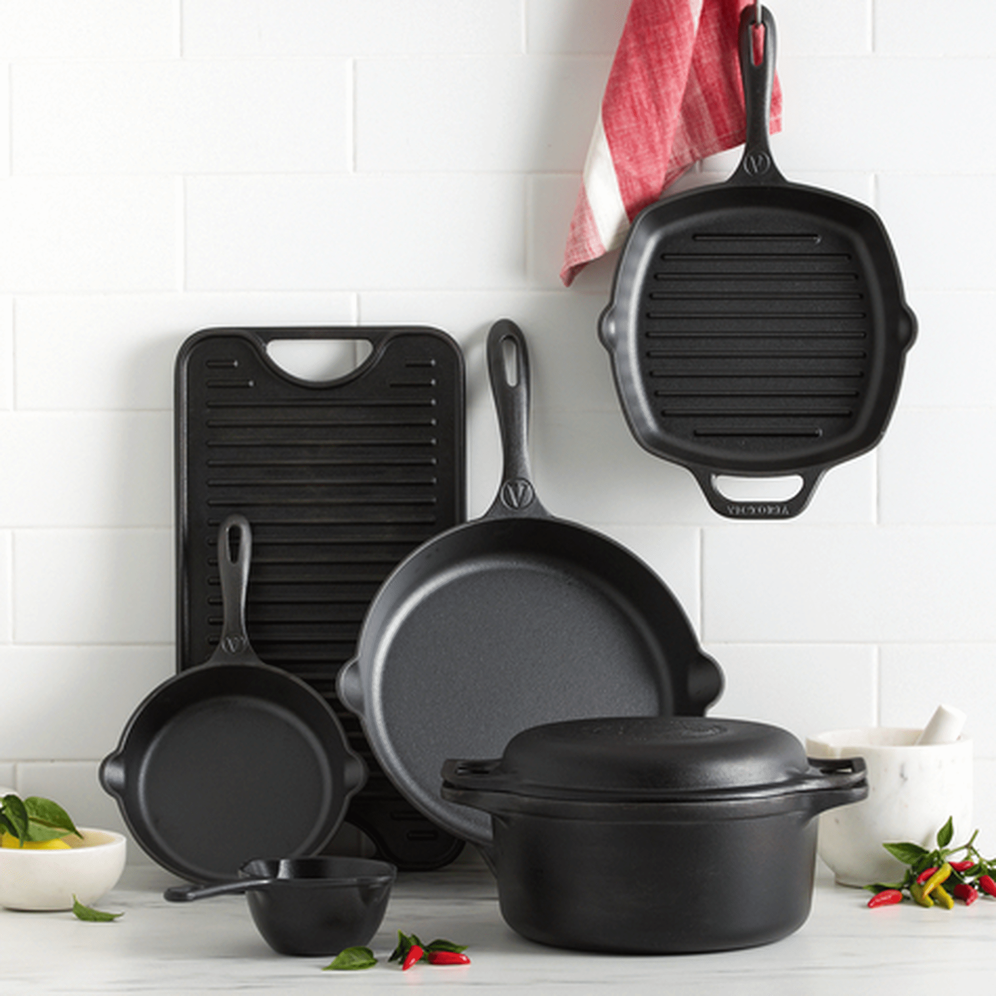 Victoria Seasoned Skillet 30cm | Kitchen Warehouse™